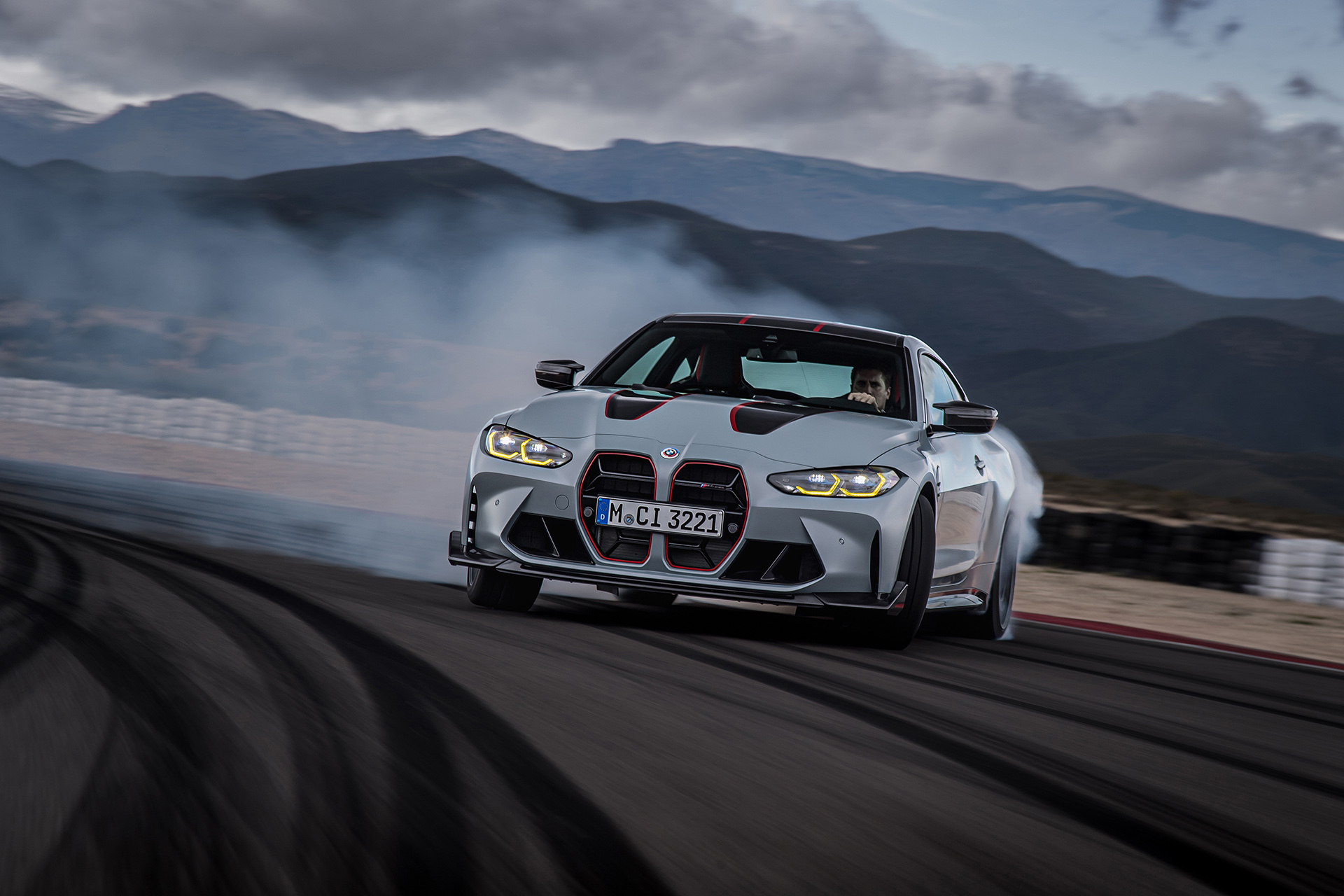 BMW M4 CSL je ľahšie a výkonnejšie | Carbi.sk